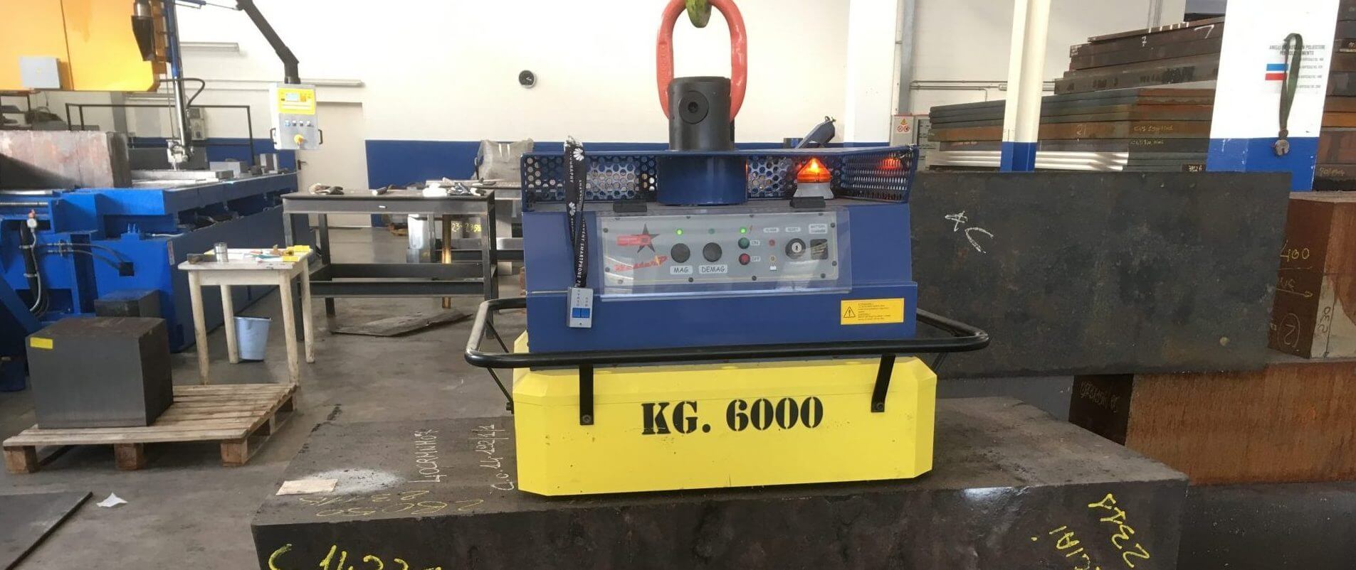 BATTERY-POWERED LIFTING - SPD